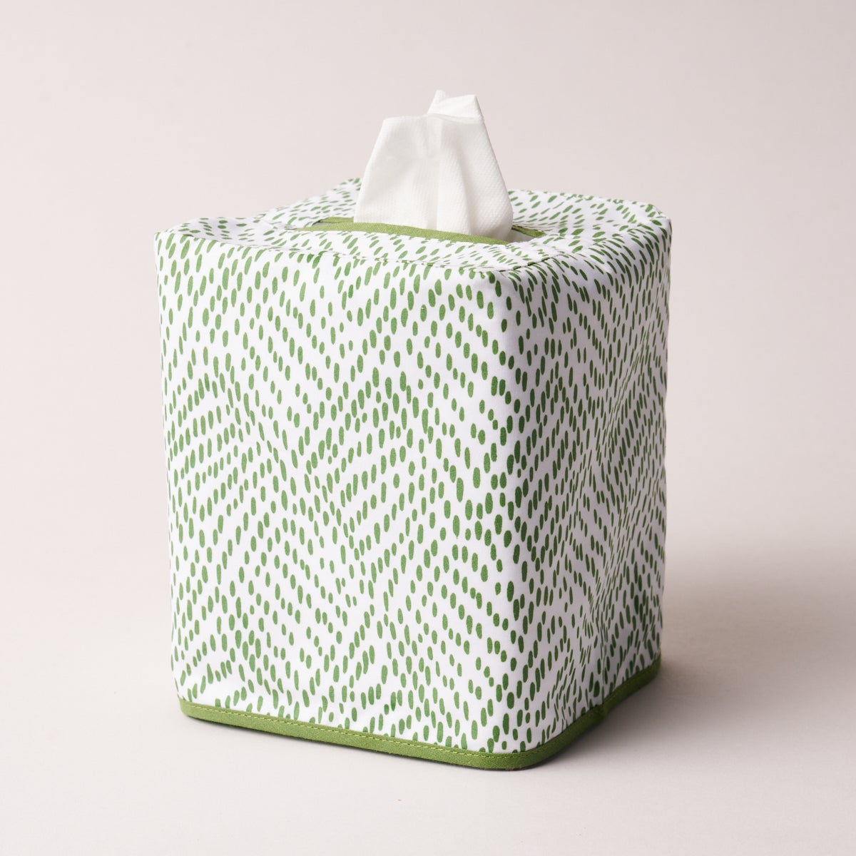 Duma Diamond Tissue Box Cover, Grass | Schumacher Design Shop