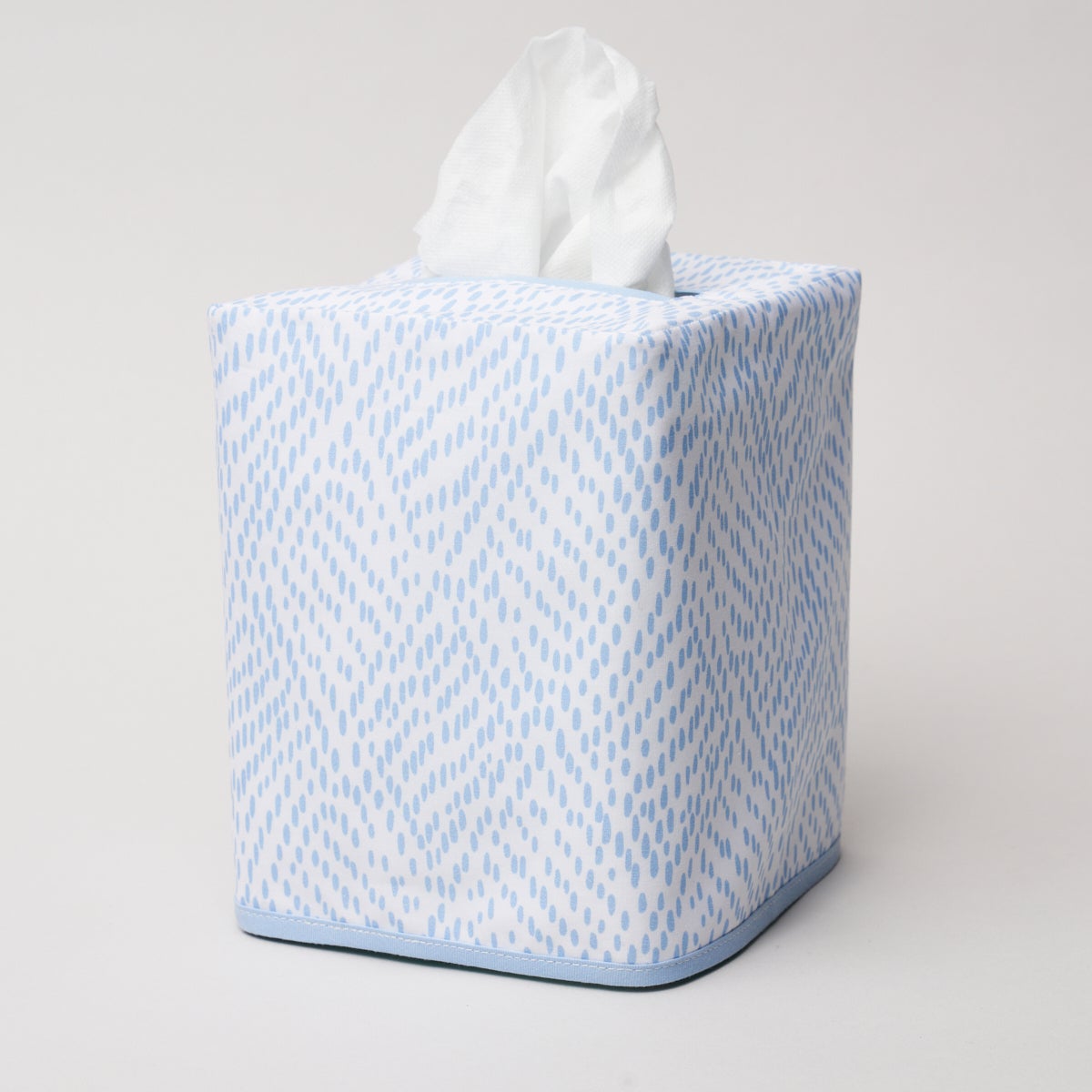 Duma Diamond Tissue Box Cover, Sky | Schumacher Design Shop